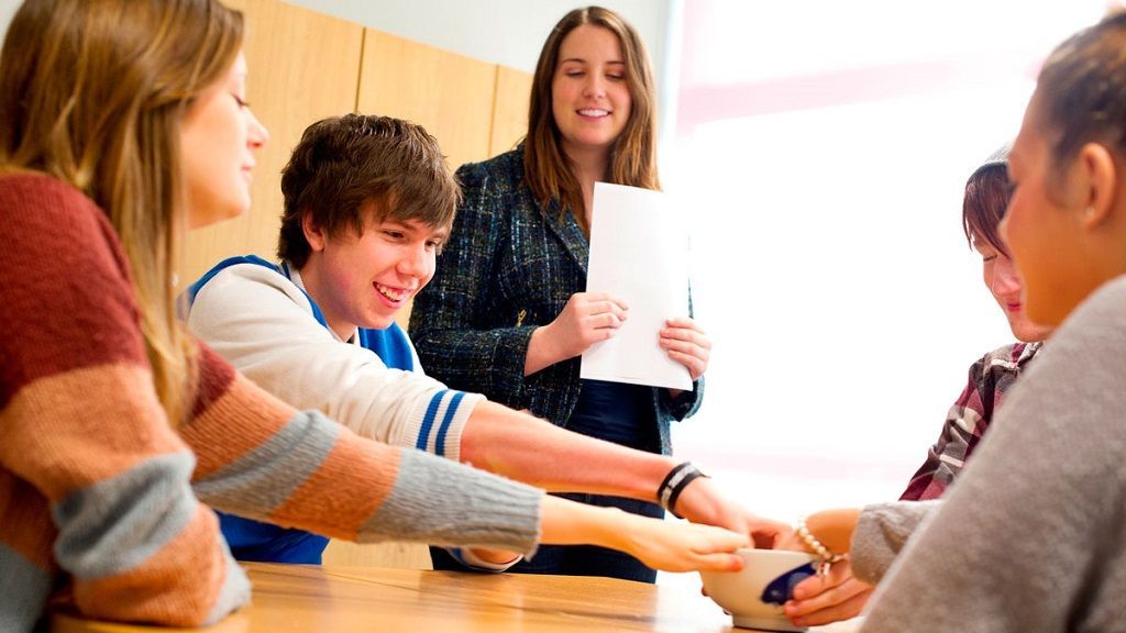 Cómo evitar que el cambio de escuela le afecte a tu hijo
